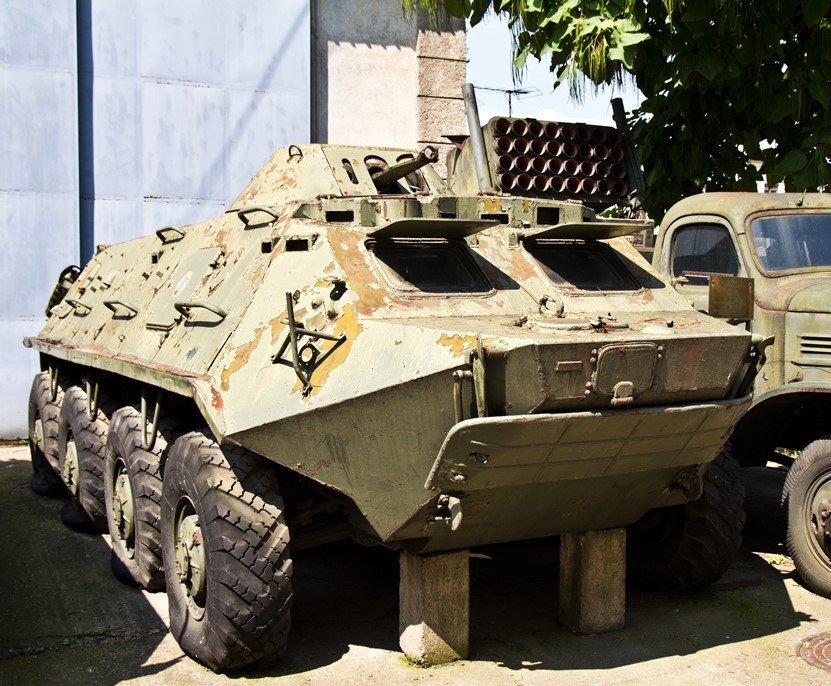 WarWheels.Net- BTR-60pb APC Photos